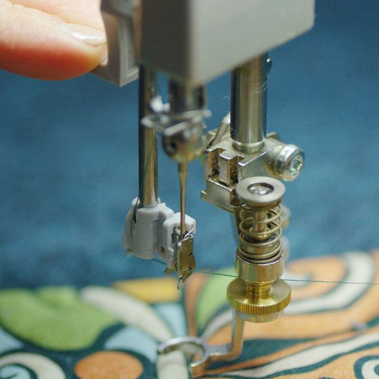 Bernina Q16 Sit-Down Longarm Quilting Machine | QSV